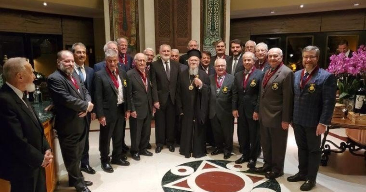 Ομιλος Αρχόντων του Θρόνου, του Τάγματος του Αγίου Ανδρέα της ...