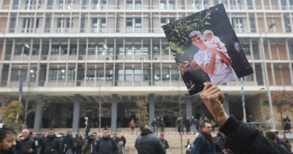 Θεσσαλονίκη: Έχασε τη μάχη ο 16χρονος Ρομά που πυροβολήθηκε από ...