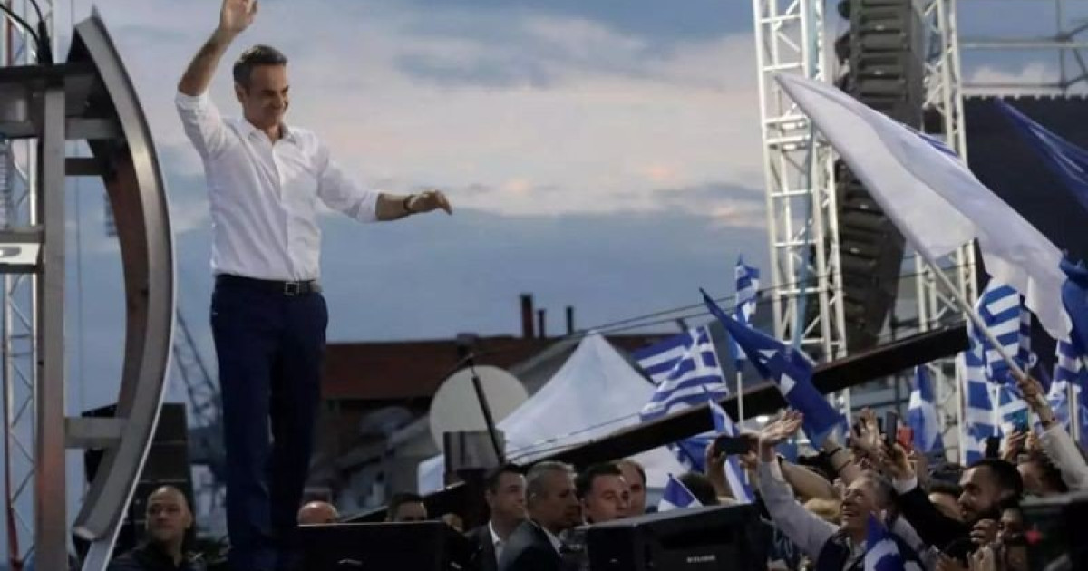Η μάχη της τελικής ευθείας στη Θεσσαλονίκη από το Παλέ ντε Σπορ για τον ...