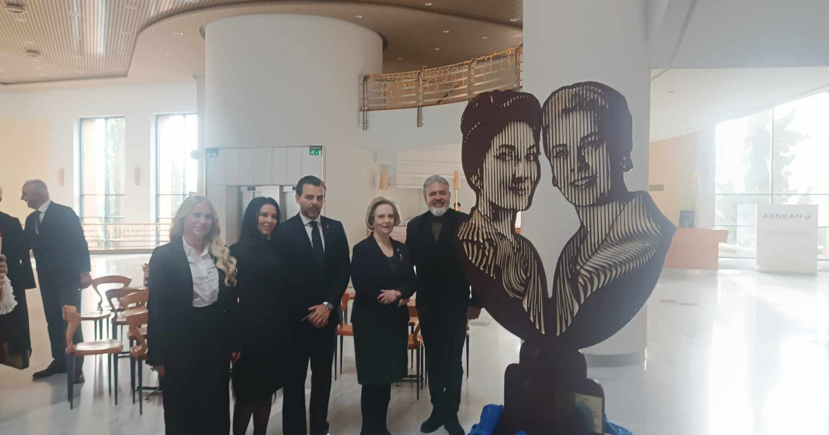 Θεσσαλονίκη: Ένα άγαλμα προς τιμήν της φιλίας της Μαρίας Κάλλας και της ...