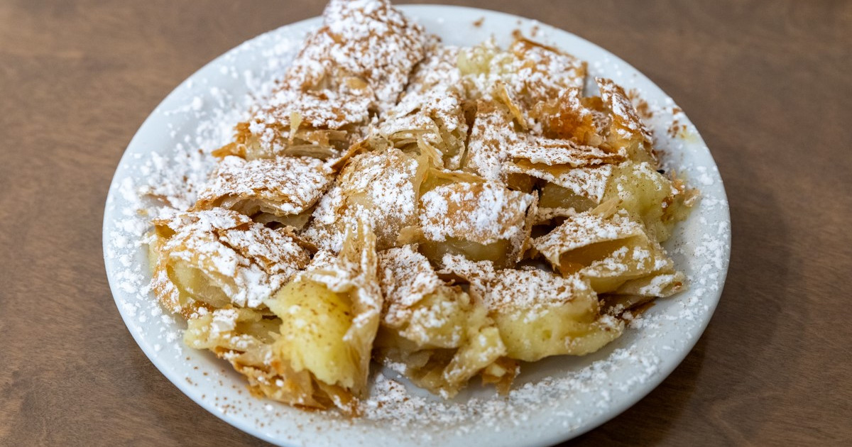 THE BROS - Mpougatsa Coffee and More: Το πιο νόστιμο πρωινό, στα δυτικά ...