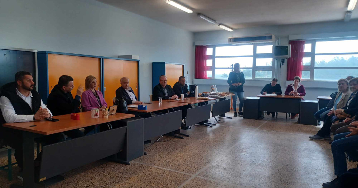 Στα ΕΠΑΛ και ΣΑΕΚ Κουφαλίων και Αγ. Αθανασίου ο Γ.Γ. Επαγγελματικής ...
