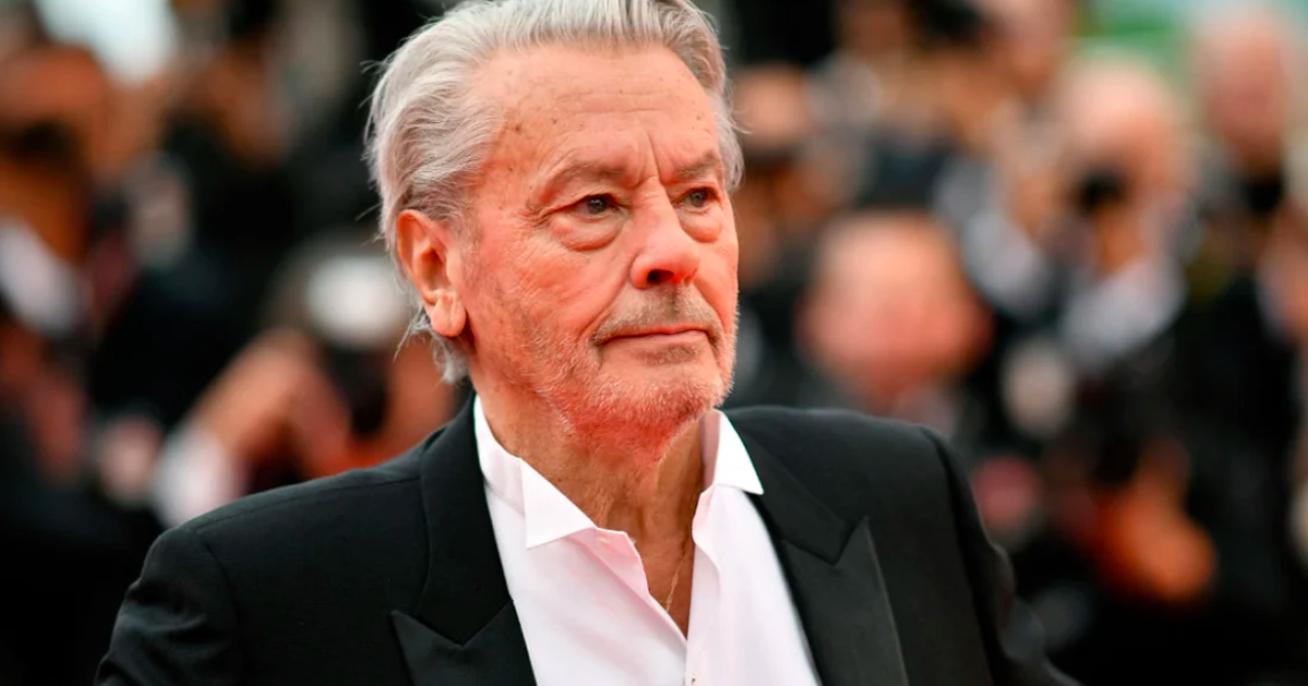 Θρήνος στο διεθνές καλλιτεχνικό στερέωμα: Έφυγε από τη ζωή ο Αλέν Ντελόν