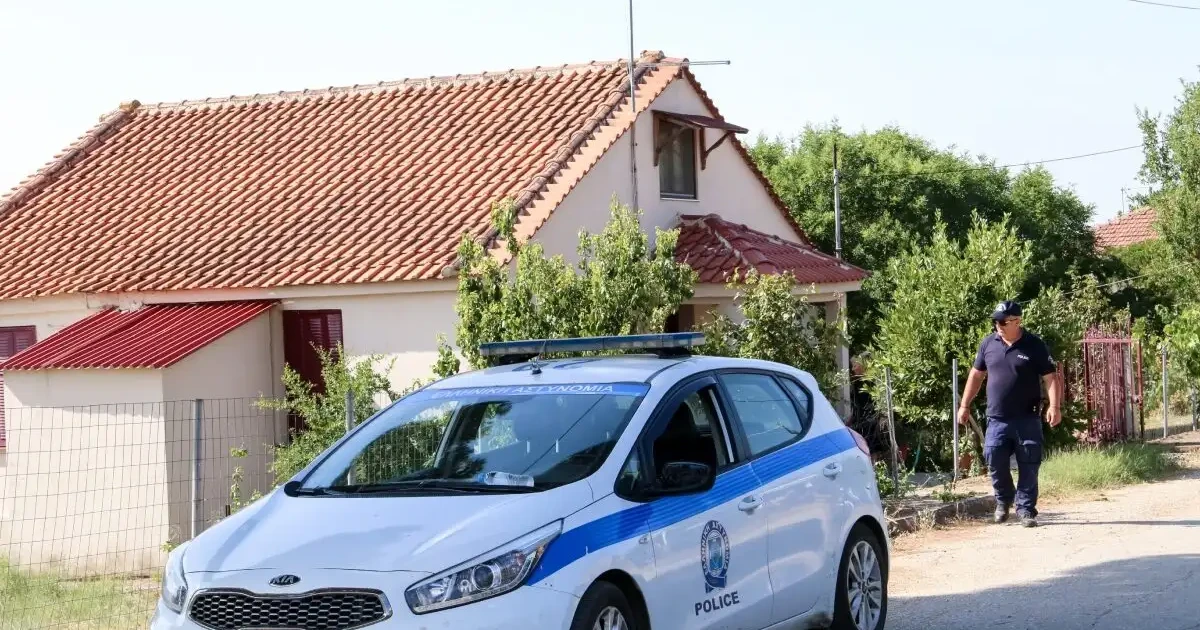 Καμένα Βούρλα: Εντοπίστηκε φυτεία 1.380 δενδρυλλίων κάνναβης - Άνω των ...